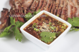 Thịt lợn nướng siêu mềm kiểu Thái - Ko Mu Yang | Candy Can Cook