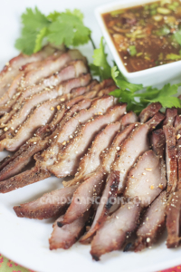 Thịt lợn nướng siêu mềm kiểu Thái - Ko Mu Yang | Candy Can Cook